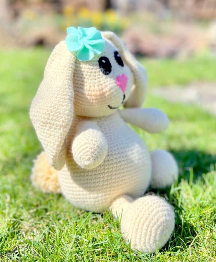 Bunny Amigurumi - Maplewood Road