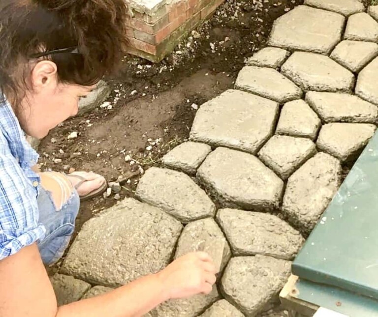 Faux Stone Path for Your Yard - Maplewood Road