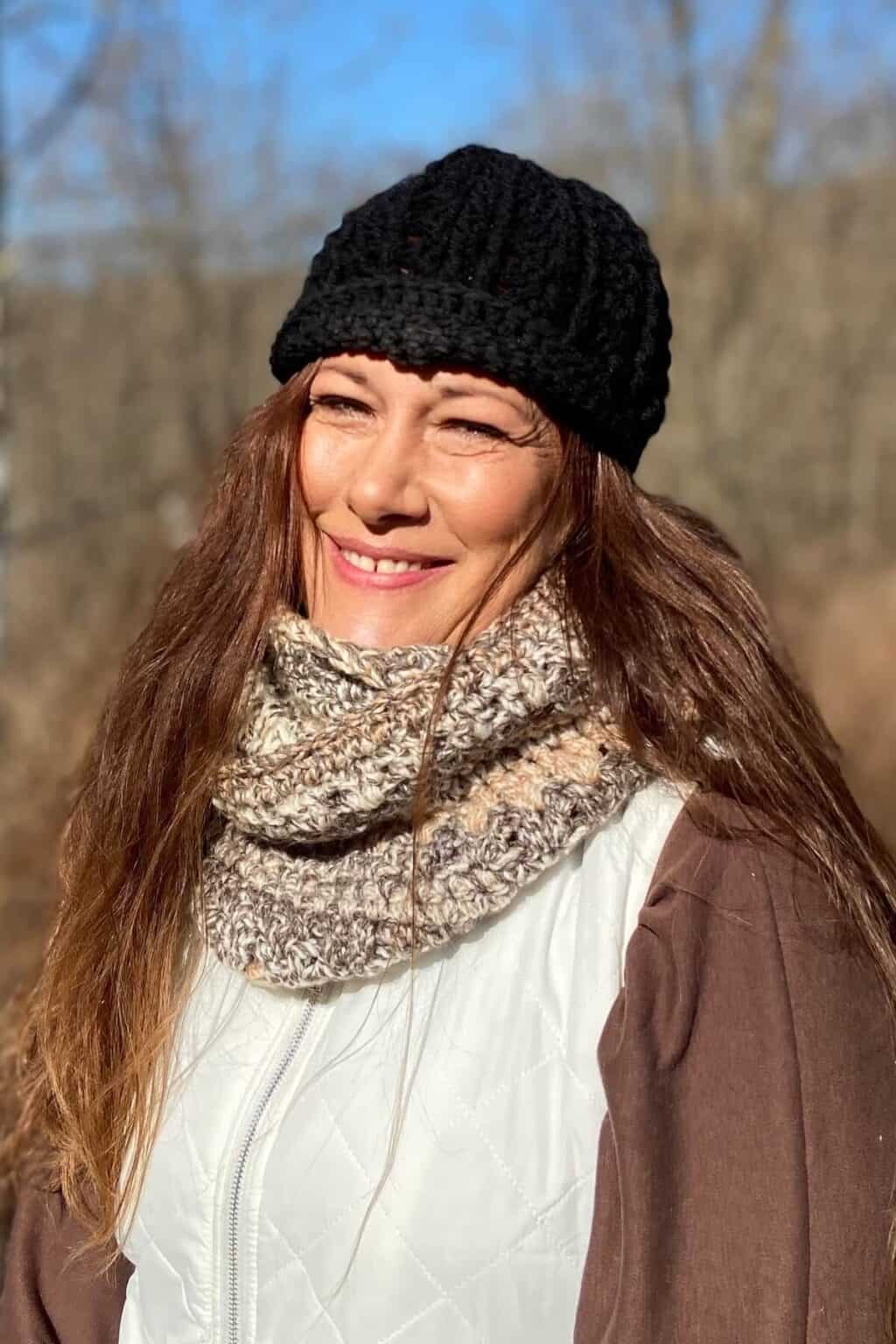 Easy Chunky Crochet Scarf Pattern - Maplewood Road